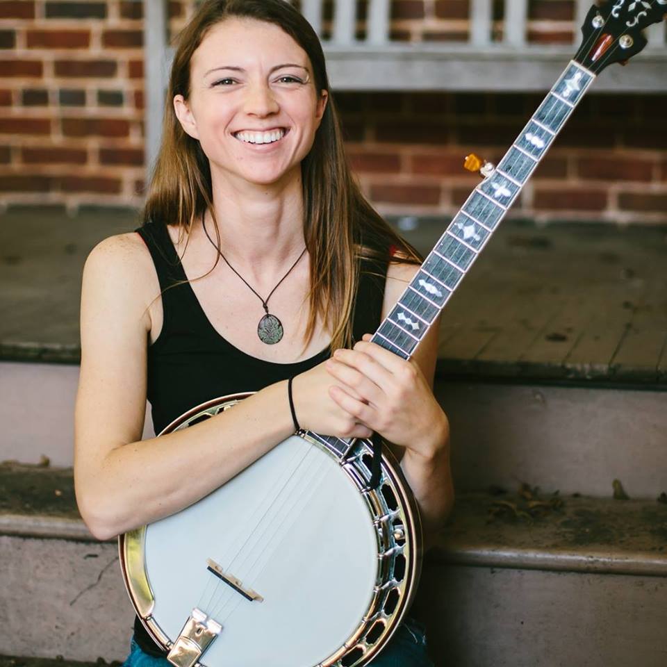 #34 – Gina Furtado - The Picky Fingers Banjo Podcast