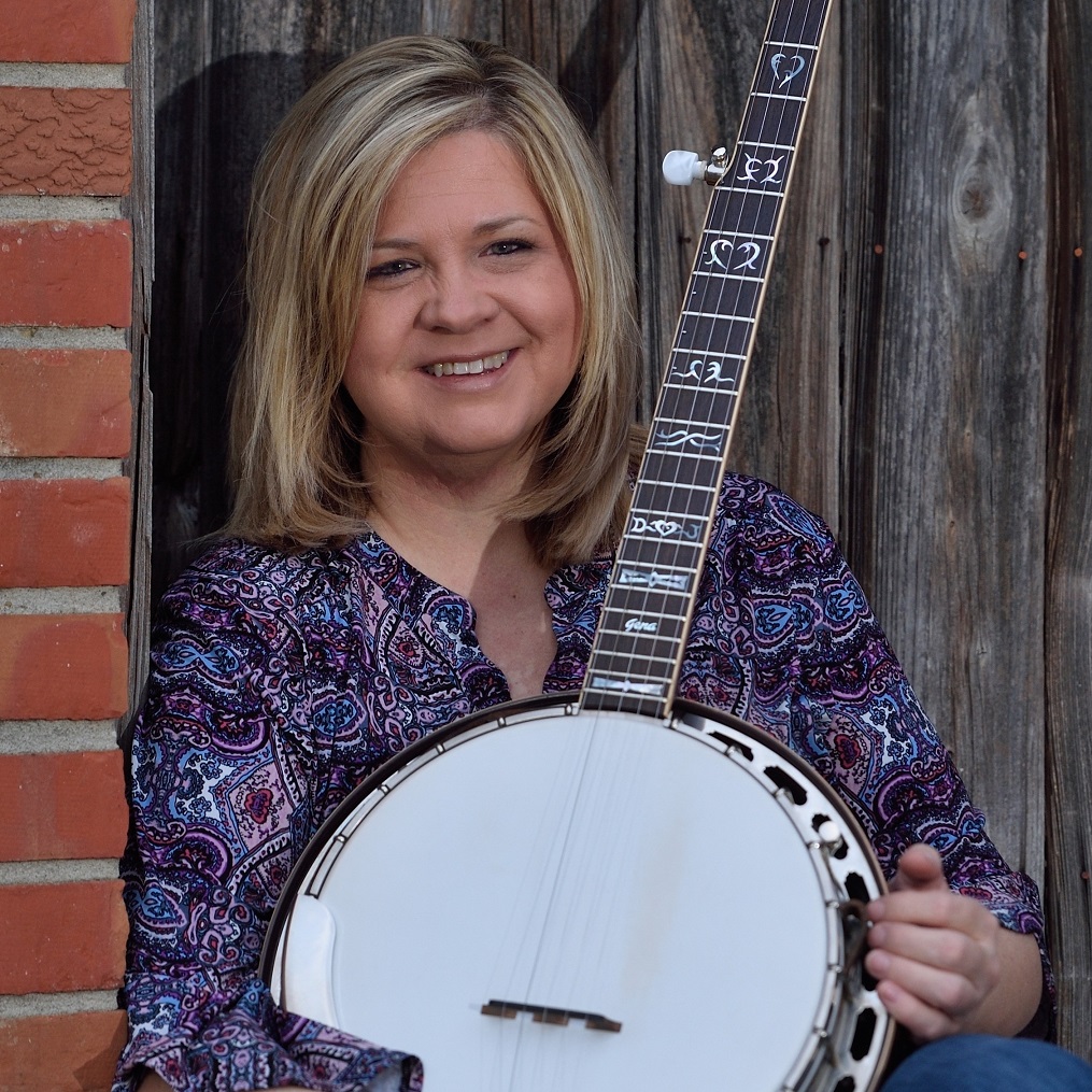 #97 – Gena Britt - The Picky Fingers Banjo Podcast